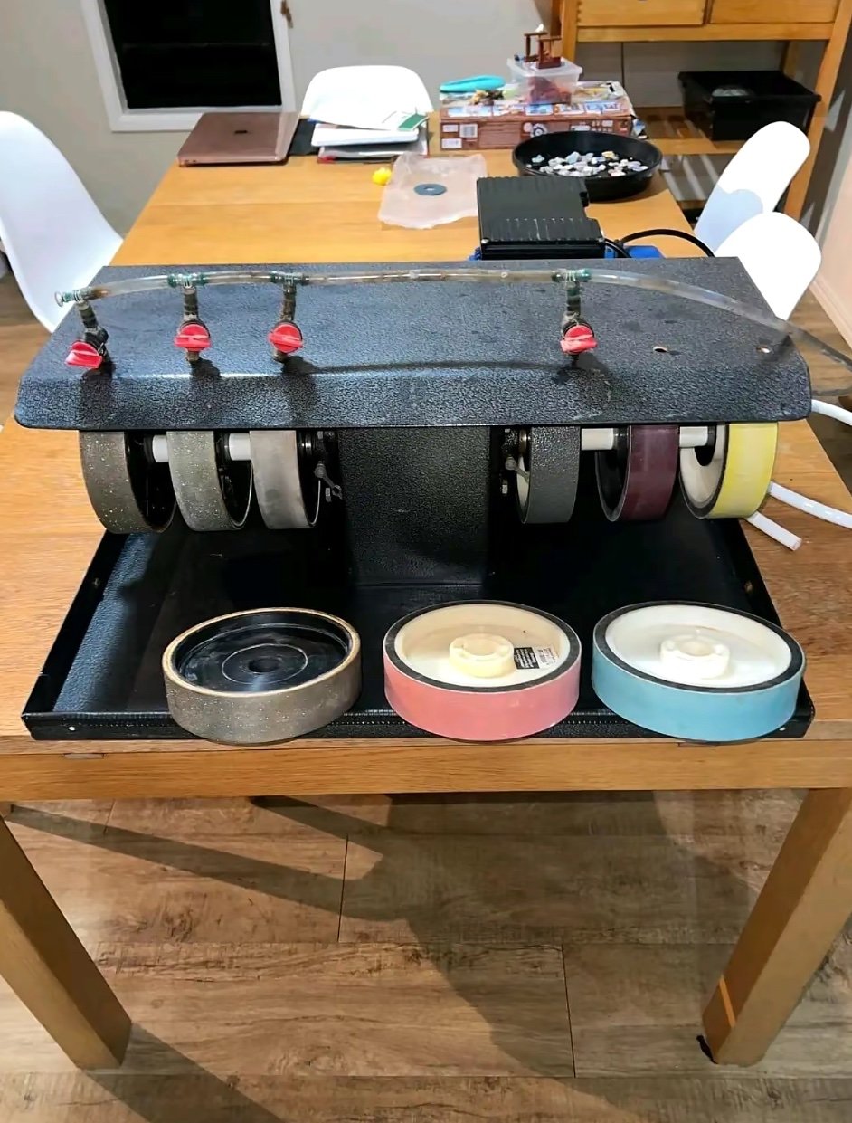 150mm x 6 Cabbing Machine with 9 High-Quality Wheels - lapidary tools