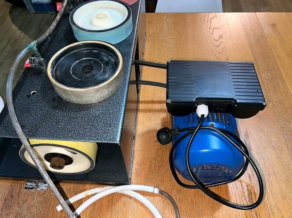 150mm x 6 Cabbing Machine with 9 High-Quality Wheels - lapidary tools